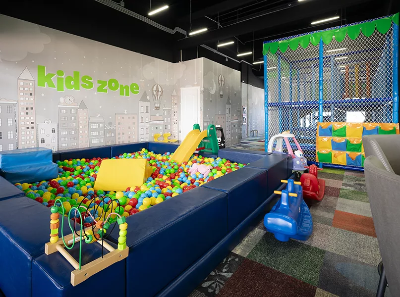 Spartan : Fast-Food - EME Outlook Magazine