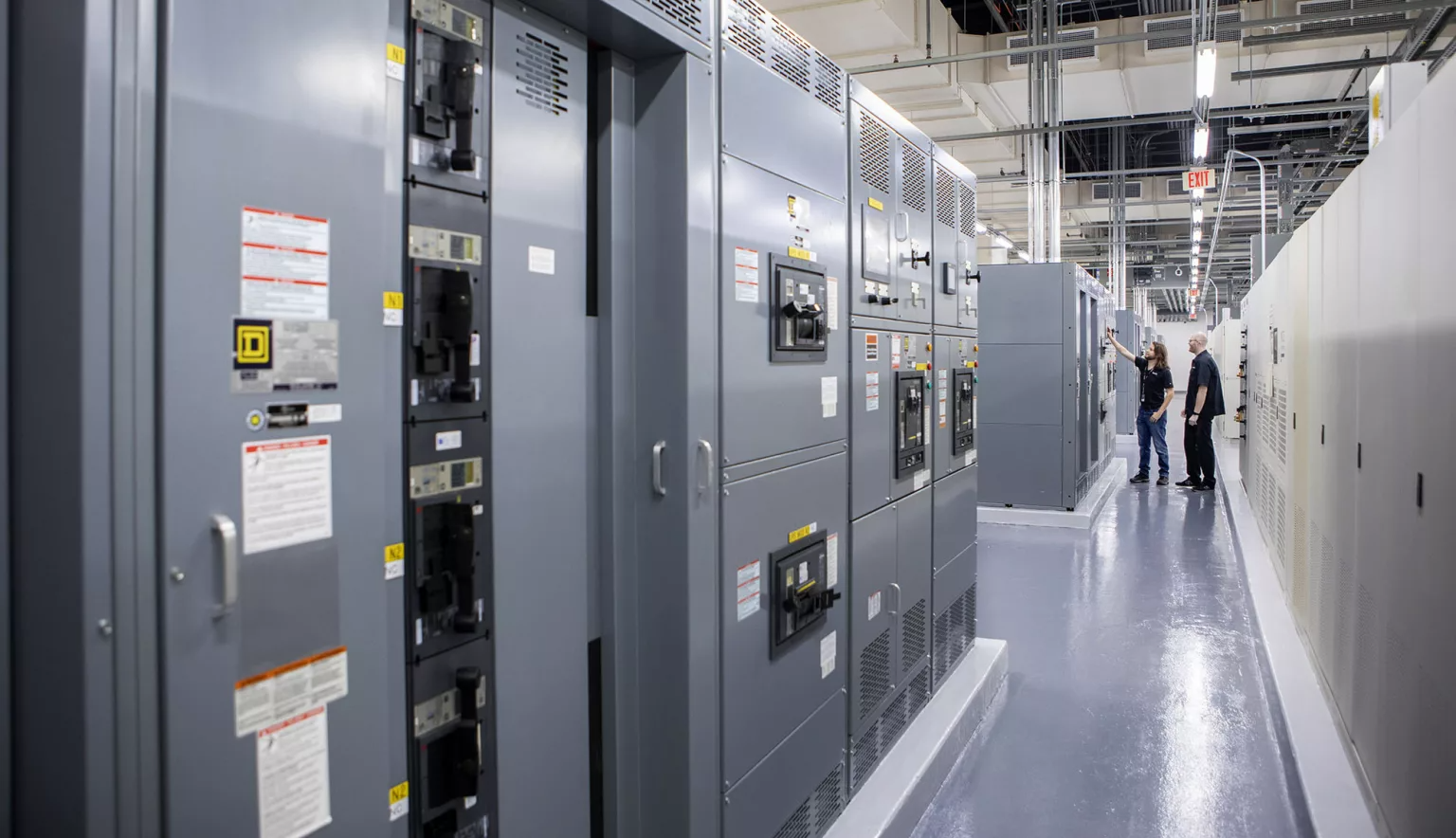 Cyxtera Technologies : Deeply Connected Data