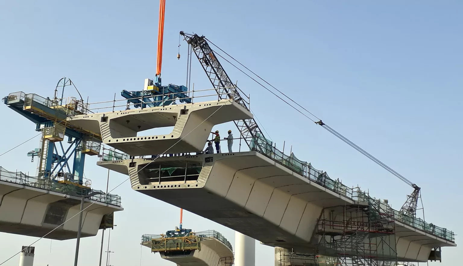 VSL Middle East : Building the Middle East